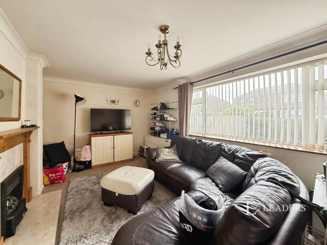 4 bedroom house to rent Eastdale Road, Burgess Hill, RH150NH