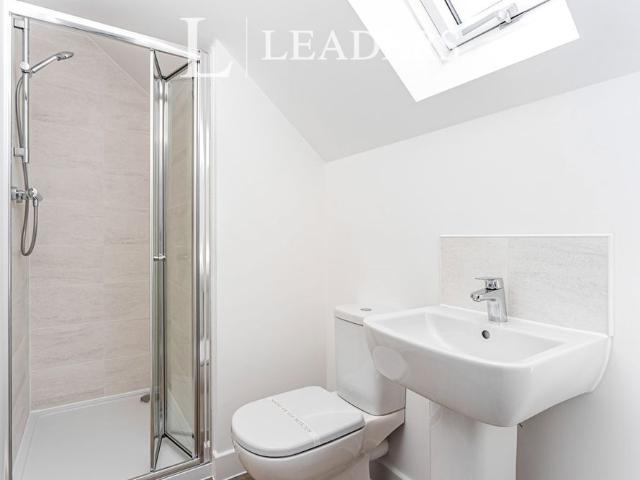 4 bedroom house to rent Goldcrest Drive, Sayers Common, Hassocks, BN6