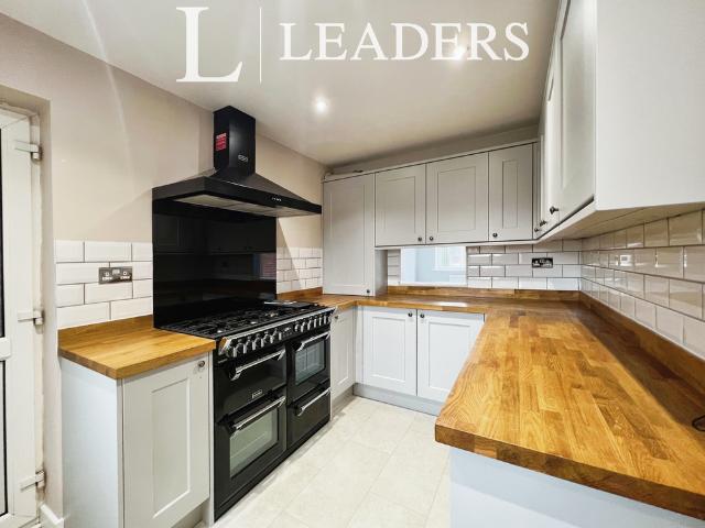 4 bedroom house to rent Gladstone Street, Bourne, PE10