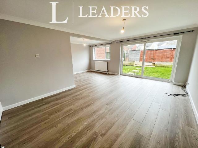 4 bedroom house to rent Gladstone Street, Bourne, PE10