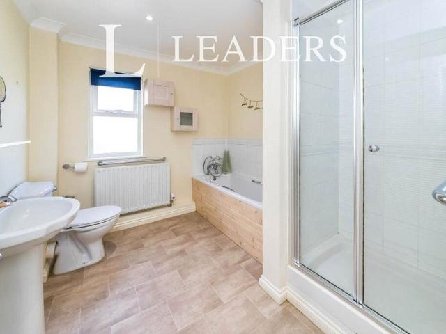 4 bedroom house to rent Hamsey Road, Sharpthorne, East Grinstead, RH19