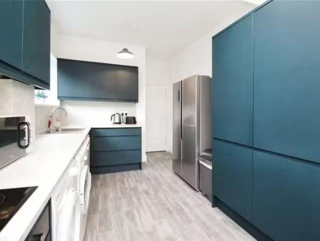 4 bedroom House to rent, Harold Road, Southsea, PO4 £2,600 pcm