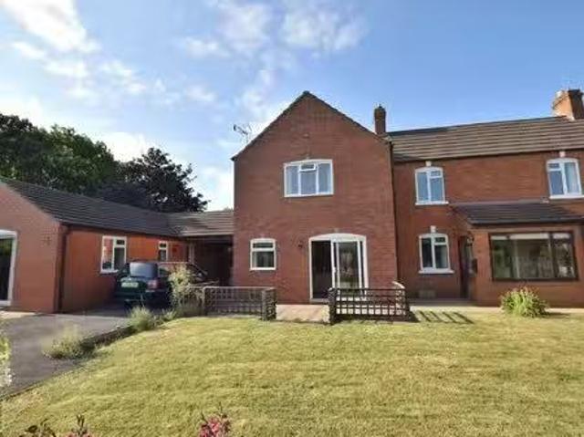 4+ bedroom house to rent in Tithe Farm Lane, Birdwood, Glouces.