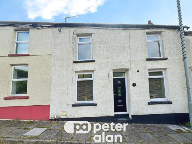 4 Bedroom House To Rent In Vale View Terrace, Nantymoel, CF32