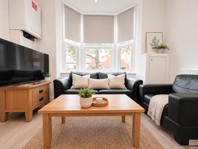 4 Bedroom House To Rent In A Charnwood Grove, West Bridgford, Nottingham, NG2