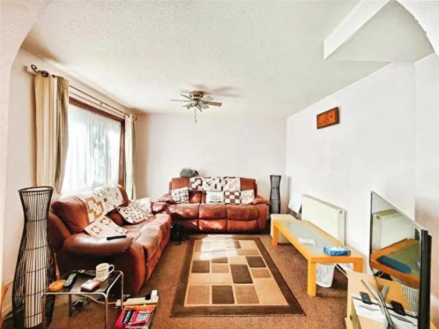 4 Bedroom House To Rent In Arbour View Court, Northampton, Northamptonshire, NN3