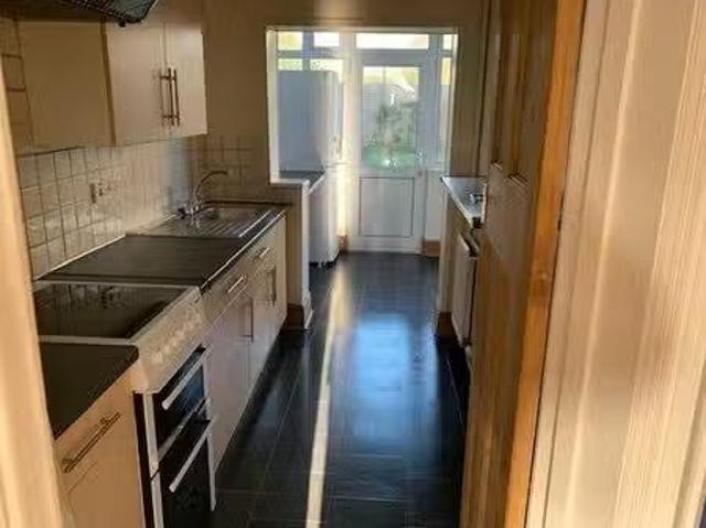4+ bedroom house to rent in Beloe Road, Bristol, BS7