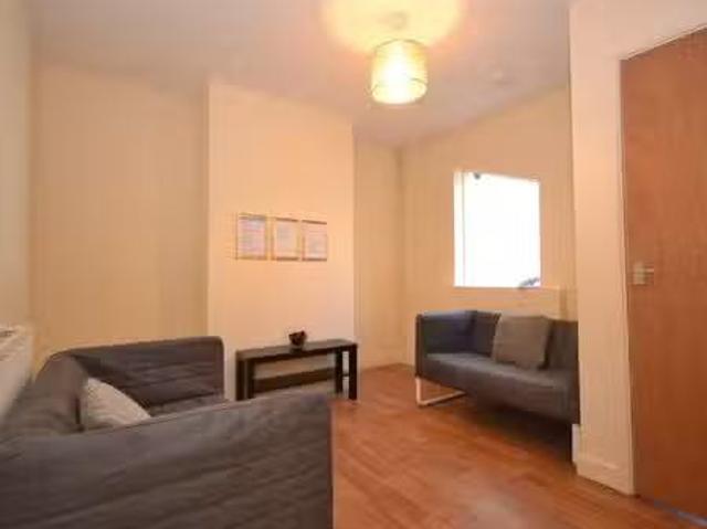 4+ bedroom house to rent in Brougham Hayes, Bath, Somerset, BA2