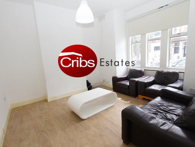 4 Bedroom House to Rent in Clapham Junction SW11