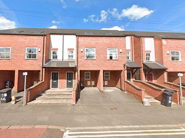 4 Bedroom House To Rent In Eastleigh Road, Off Narborough Road, Leicester, LE3