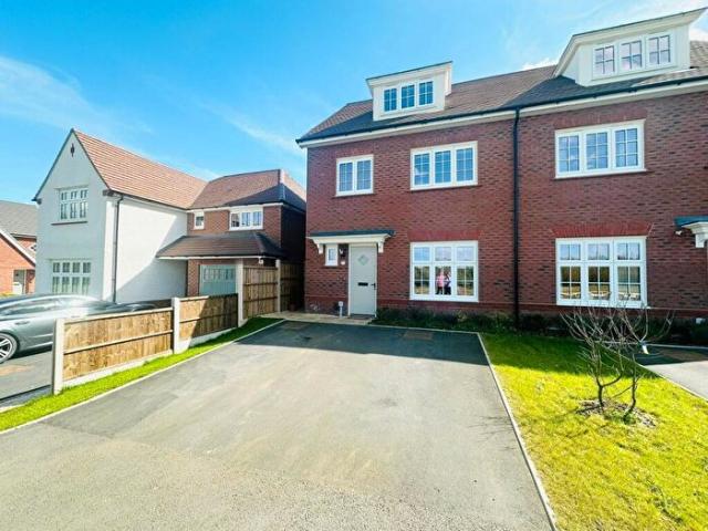 4 Bedroom House To Rent In Hixon Close, Tamworth, B77