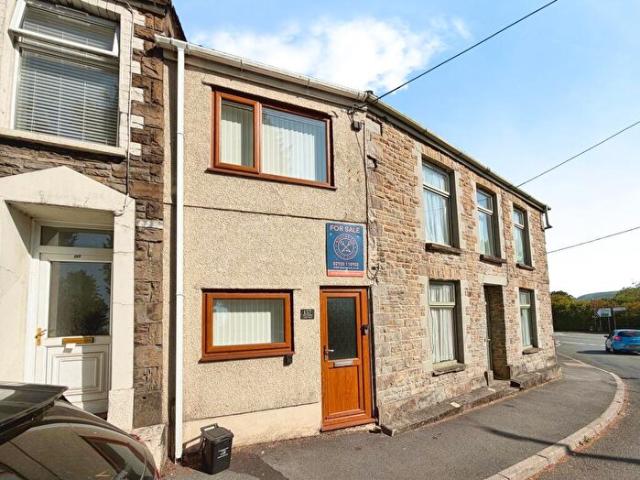 4 Bedroom House To Rent In Iscoed Road, Hendy, SA4