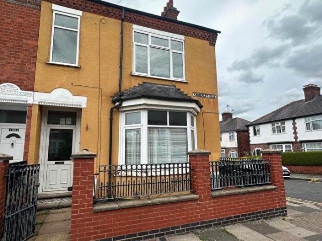 4 Bedroom House To Rent In Kimberley Road, Leicester, LE2