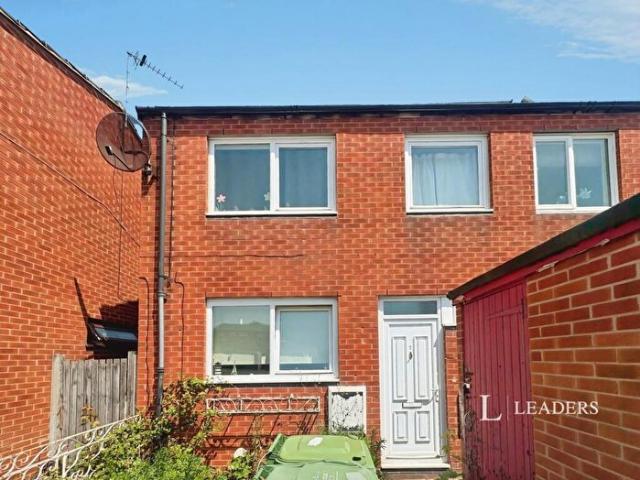 4 Bedroom House To Rent In Lewis Road, LE11