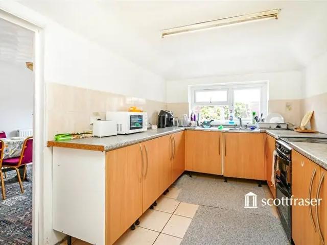 4 Bedroom House To Rent In Nicholson Road, Marston, OX3