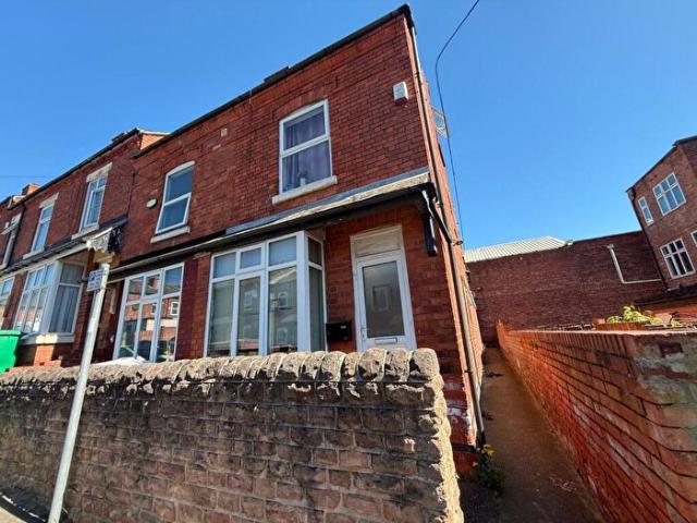 4 Bedroom House To Rent In £ Pppw, Harley Street, Nottingham, NG7