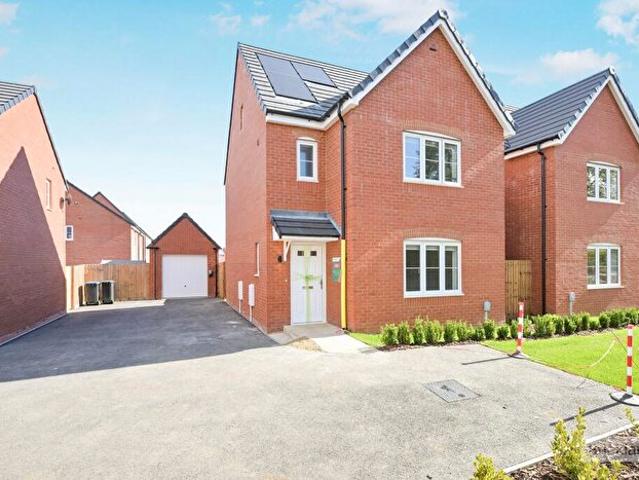4 Bedroom House To Rent In Rodney Close, Market Harborough, LE16