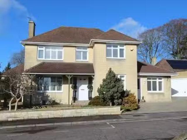 4+ bedroom house to rent in St Stephens Close, Bath, BA1