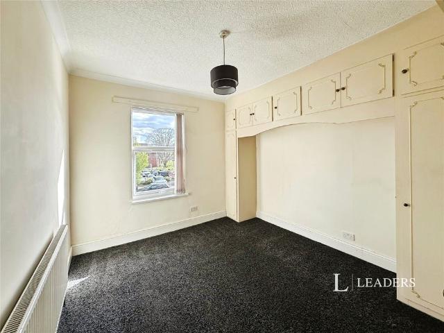 4 bedroom house to rent Moat Road, Walsall, West Midlands, WS2