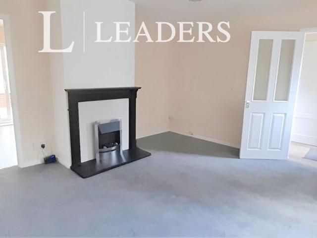 4 bedroom house to rent New Ashby Road, Loughborough, LE11