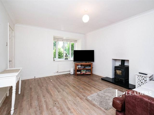 4 bedroom house to rent Penfold Close, Liverpool, L18