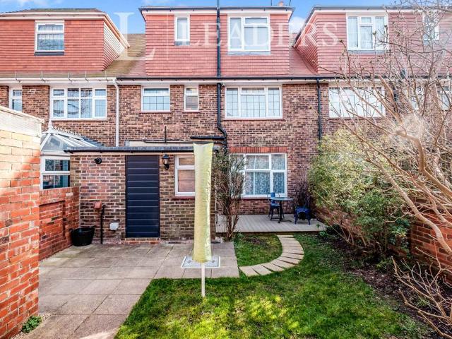 4 bedroom house to rent Richmond Road, Worthing, BN11