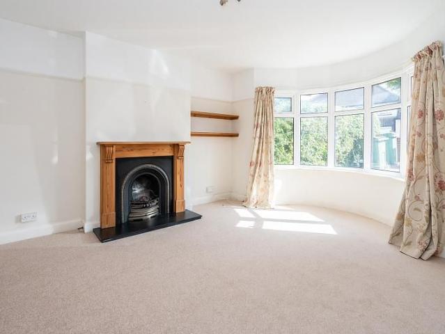 4 bedroom house to rent Stanley Park Road, Carshalton, SM5