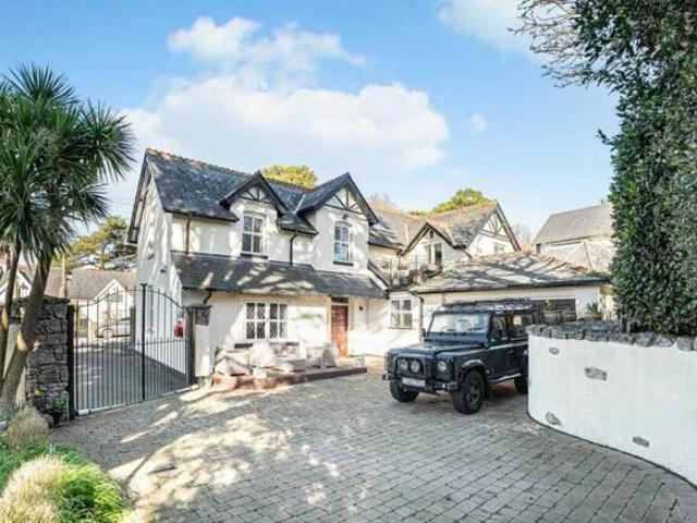 4 Bedroom House Torquay Torbay 100649036