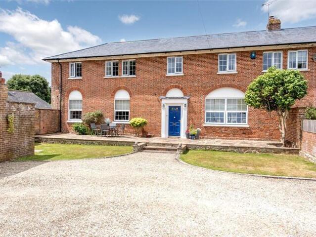 4 Bedroom House Taunton Somerset 99029260
