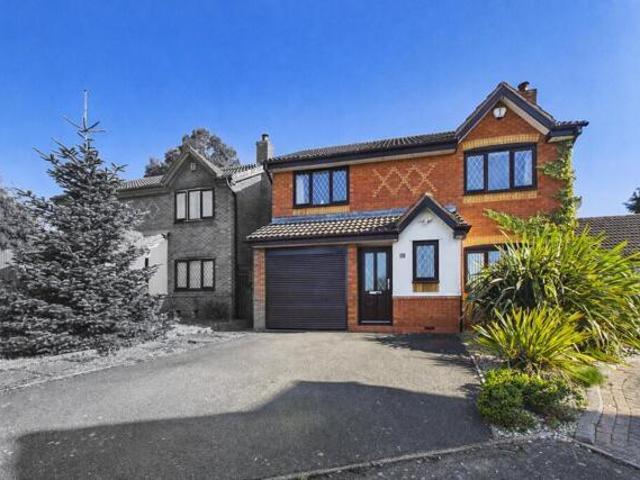 4 Bedroom House Tamworth Staffordshire 99840331