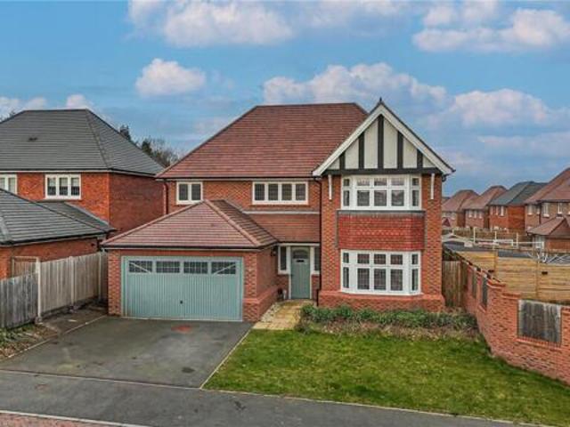 4 Bedroom House Tamworth Staffordshire LS100191765
