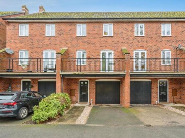 4 Bedroom House Tamworth Staffordshire LS101678664