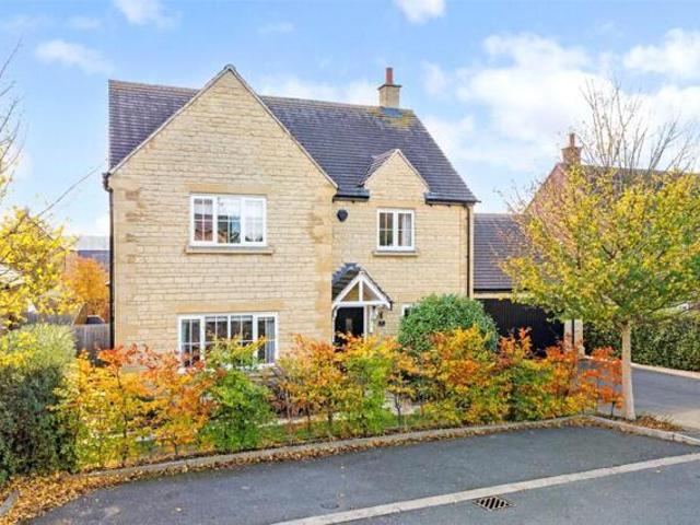 4 Bedroom House Tewkesbury Gloucestershire 99436684