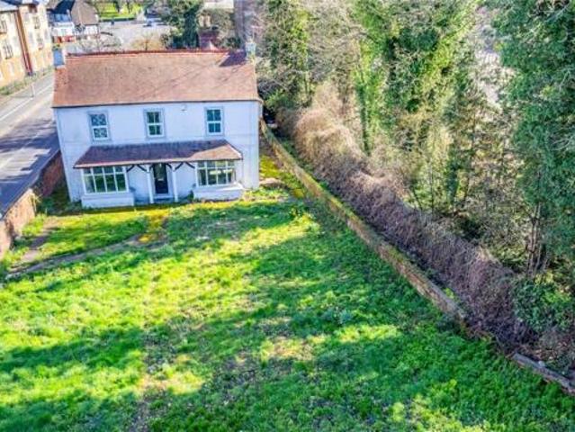 4 Bedroom House Telford Telford And Wrekin 100649317