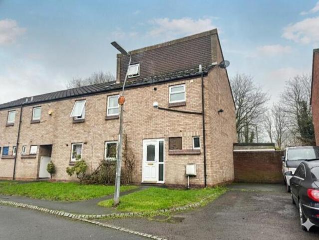 4 Bedroom House Telford Telford And Wrekin 99029408