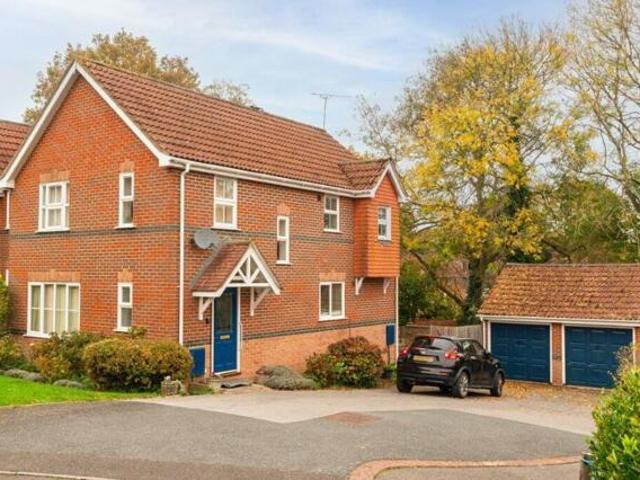 4 Bedroom House Tenterden Kent 101675460