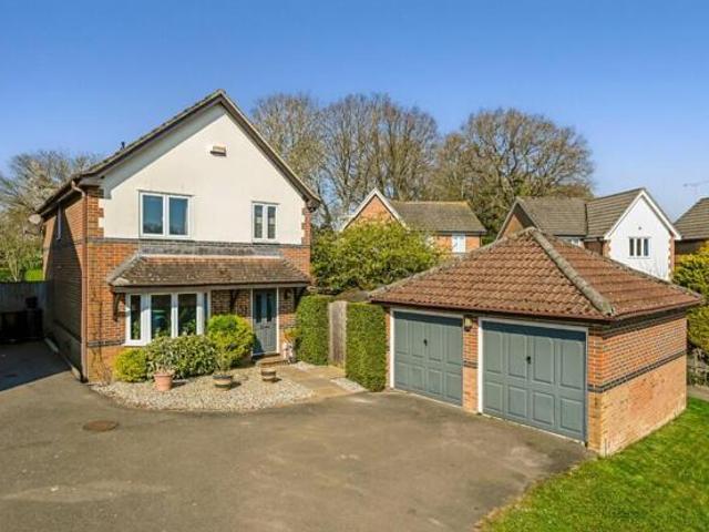 4 Bedroom House Tenterden Kent 99290432