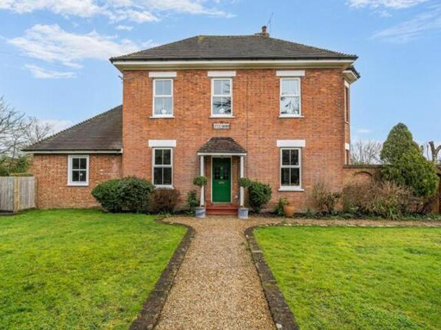 4 Bedroom House Tenterden Kent LS100578812