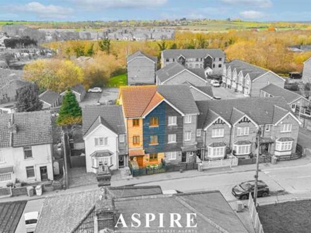 4 Bedroom House Thurrockc Great London 101677795