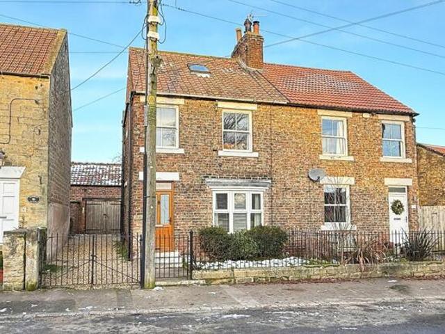 4 Bedroom House Thirsk North Yorkshire LS99840425