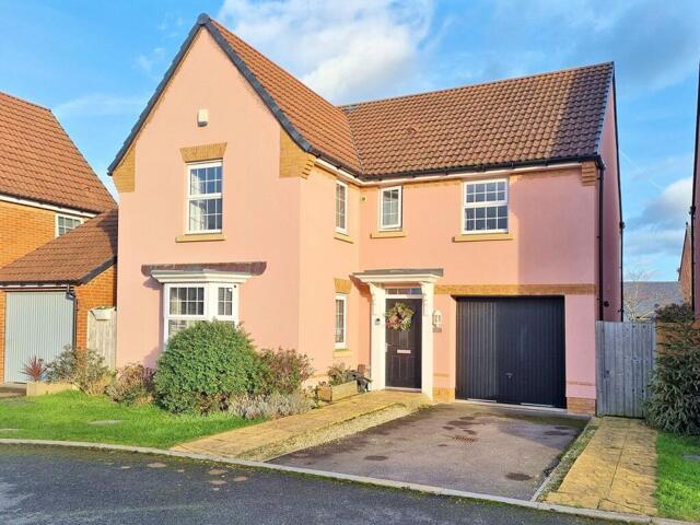 4 Bedroom House Thornbury South Gloucestershire LS98687908