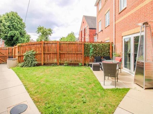 4 Bedroom House Thorpe Derbyshire 101678485