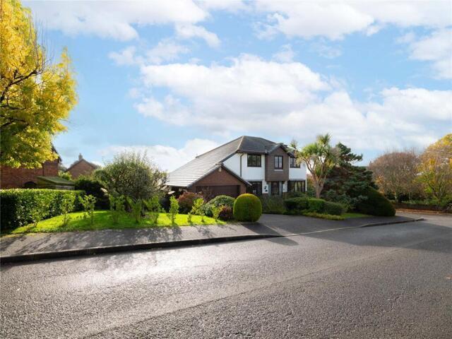 4 Bedroom House Truro Cornwall 101059648