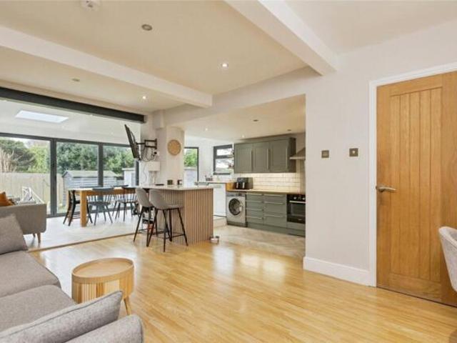 4 Bedroom House Tunbridge Wells Kent 101059679