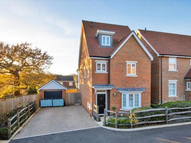 4 Bedroom House Tunbridge Wells Kent 99204099