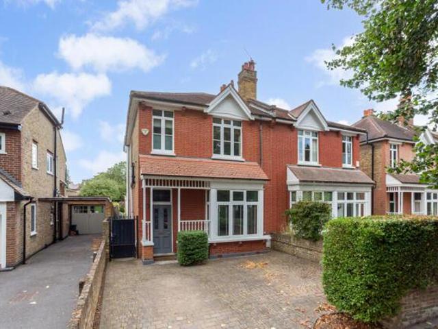 4 Bedroom House Twickenham Greater London 100398165