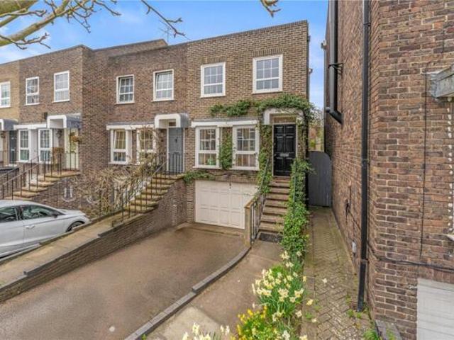 4 Bedroom House Twickenham Greater London LS101996333