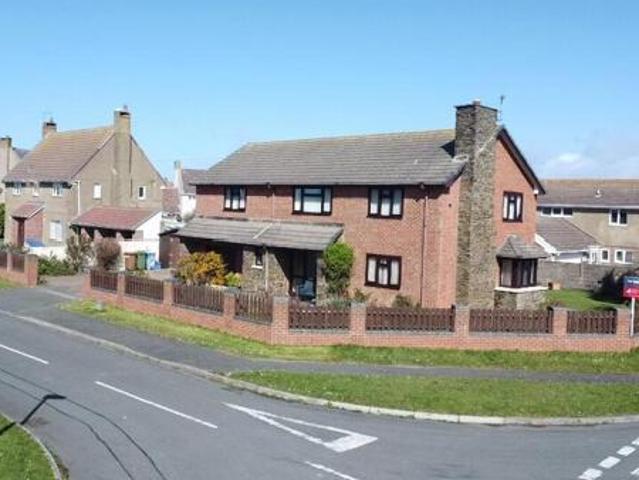 4 Bedroom House Tywyn Gwynedd LS101025376