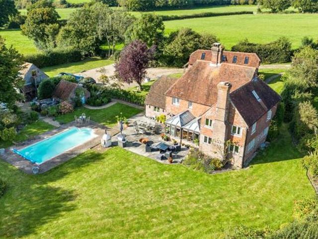 4 Bedroom House Uckfield East Sussex LS95807987