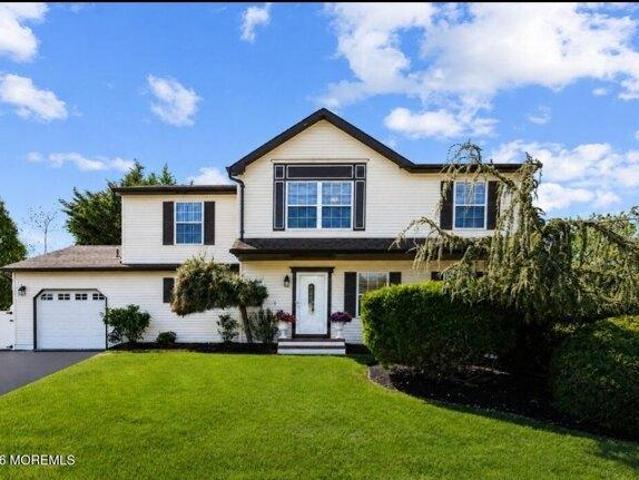4 bedroom, Howell NJ 07731 102724111